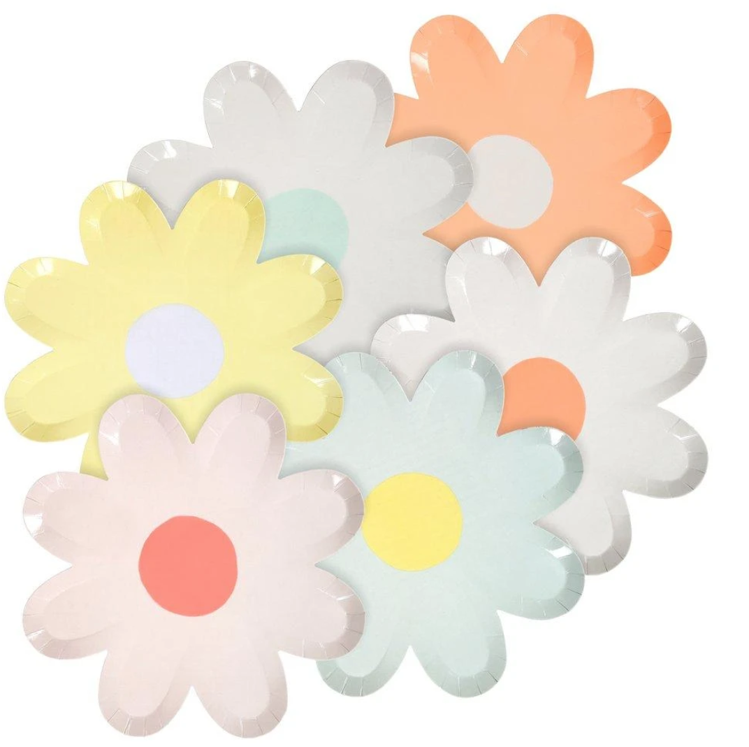 pastel daisy plates – Poppy Marché